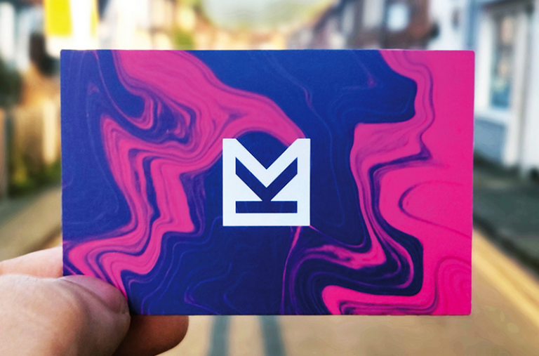 10 Modest yet Compelling Business Cards for Men - Onextrapixel